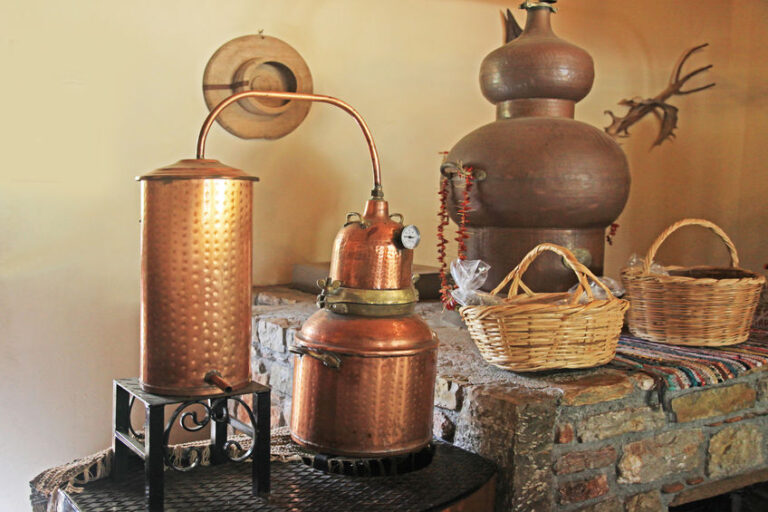 How to Make Essential Oils? | Essential Oil Benefits